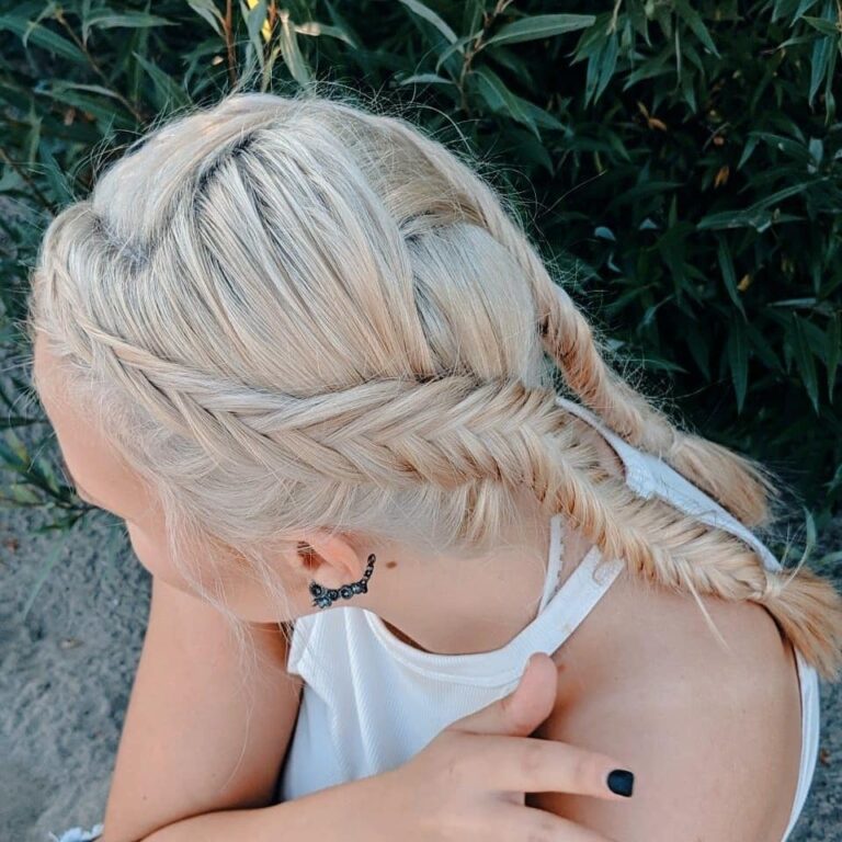 20 Effortless Sports Hairstyles for Every Workout | Color My Hairs